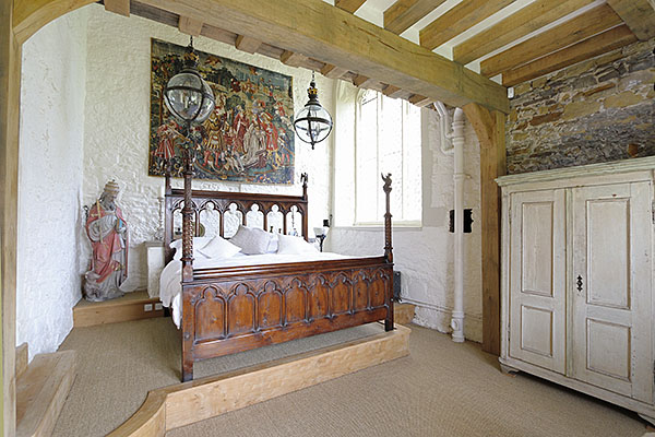 Unique Gothic Style English Handmade Oak Bed